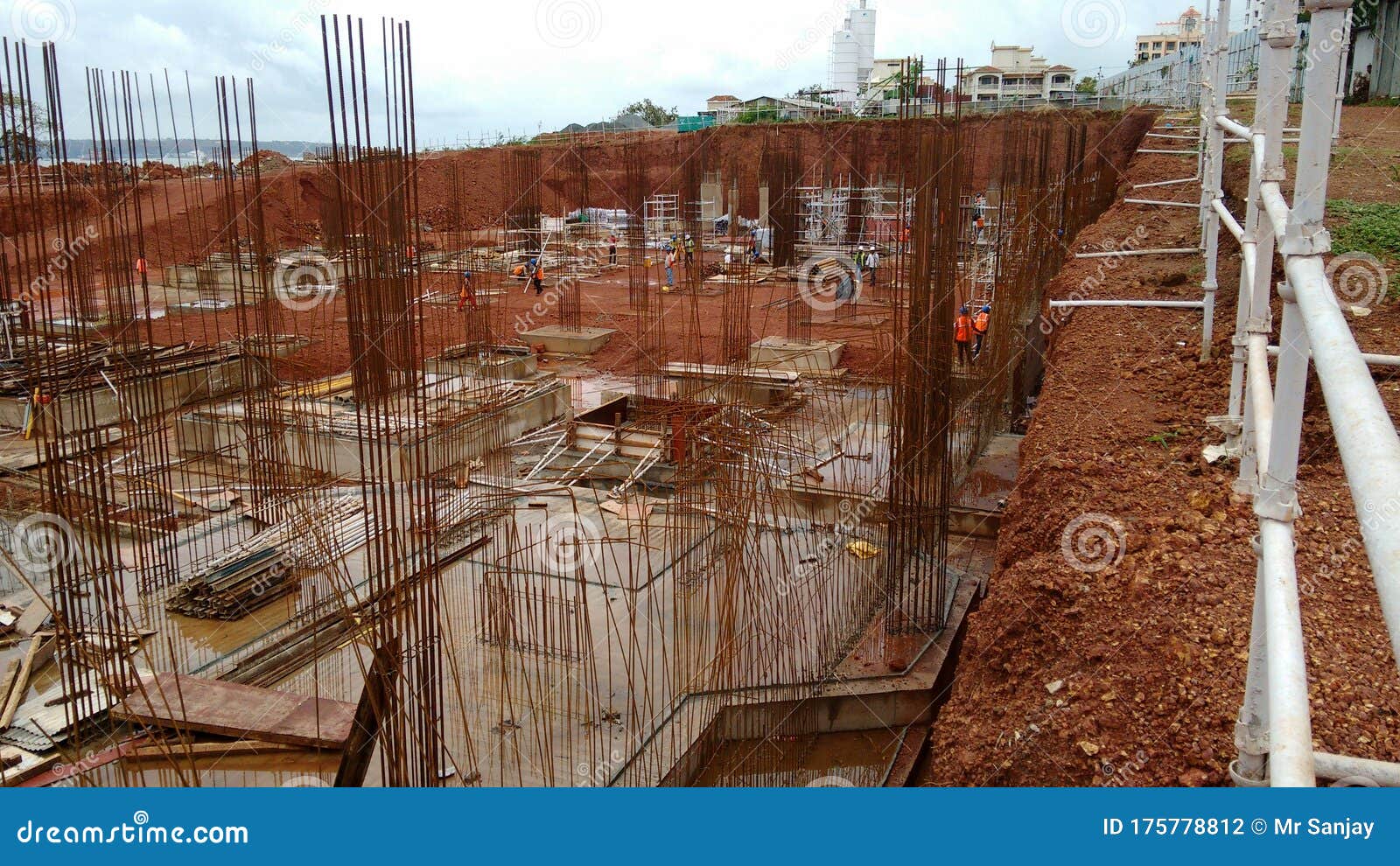 Construction of a Commercial Building Stock Photo - Image of commercial ...