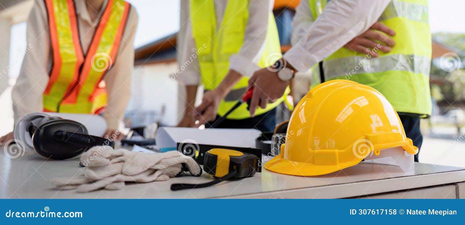 Construction Concept of Engineer or Architect Meeting for Project ...