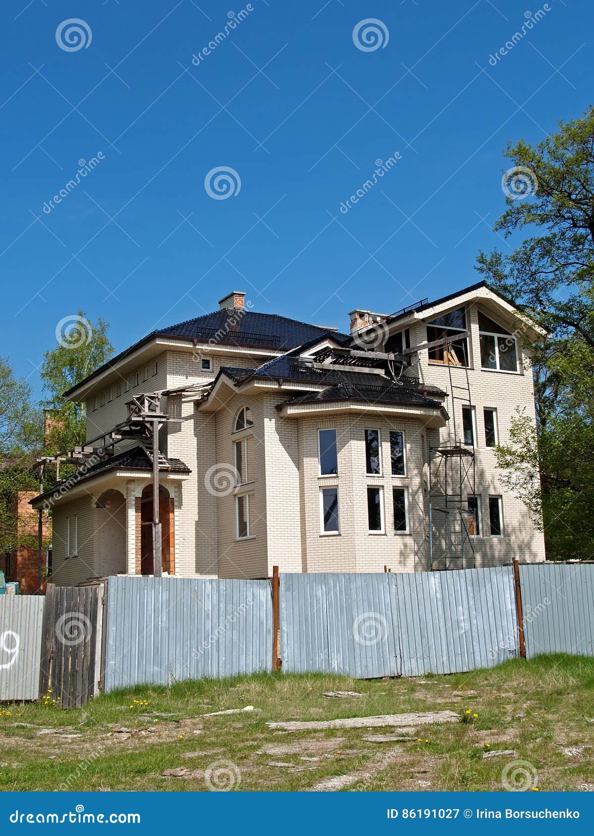 Construction of a Country House in the Summer Stock Image - Image of ...