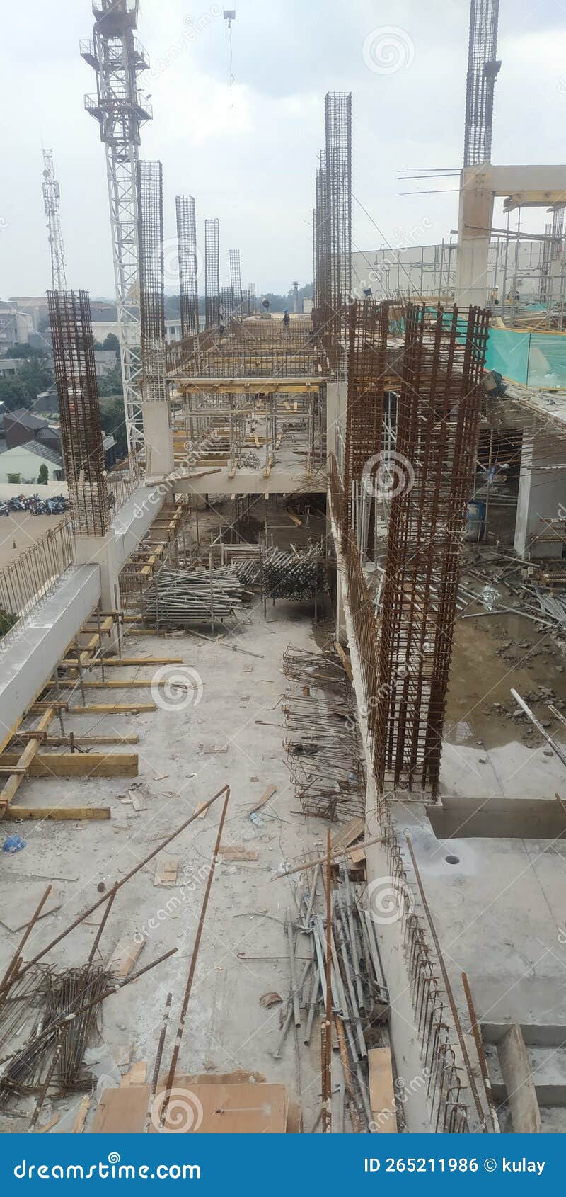 Construction D'une Structure De Construction Dans Plusieurs Secteurs ...