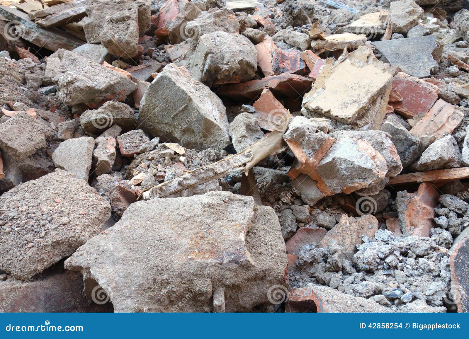 Construction Debris Garbage Bags, Garbage Bricks, A Pile Of Rubble And ...