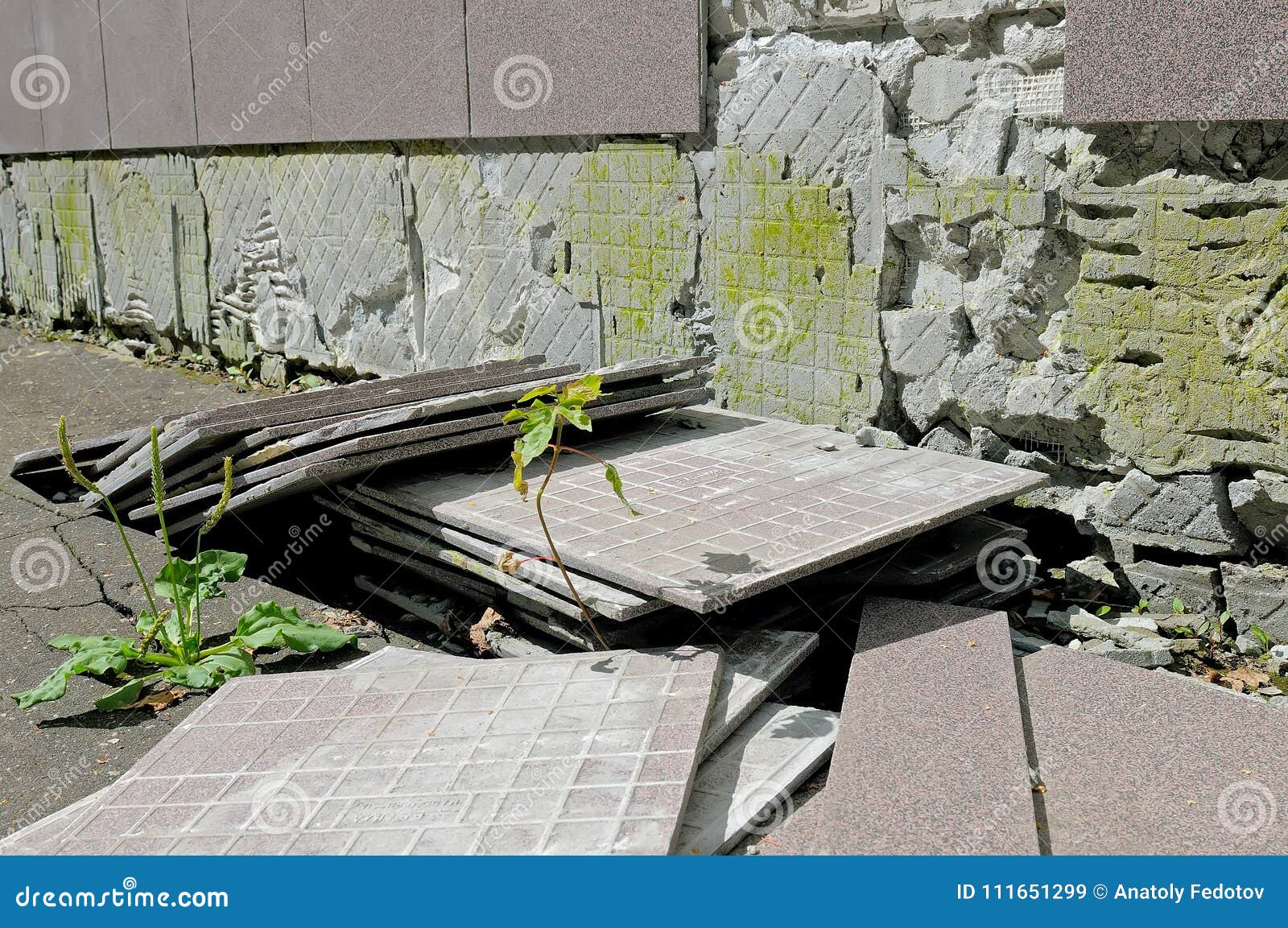 Construction Defect: Tiles Has Fallen from a Wall Stock Image - Image ...