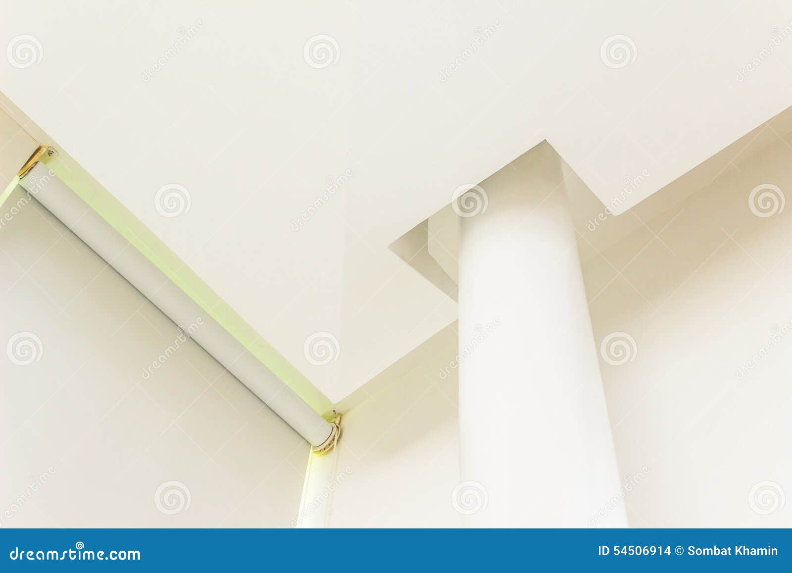 Construction Details - Round Pillar Blind and Complicated Plastered ...