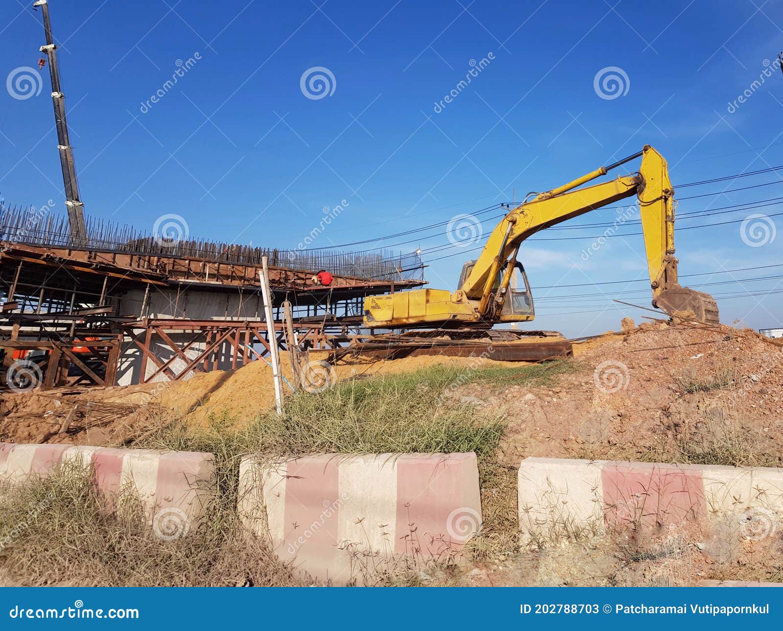 Construction of Elevated Bridges Across Thailand Intersections in ...