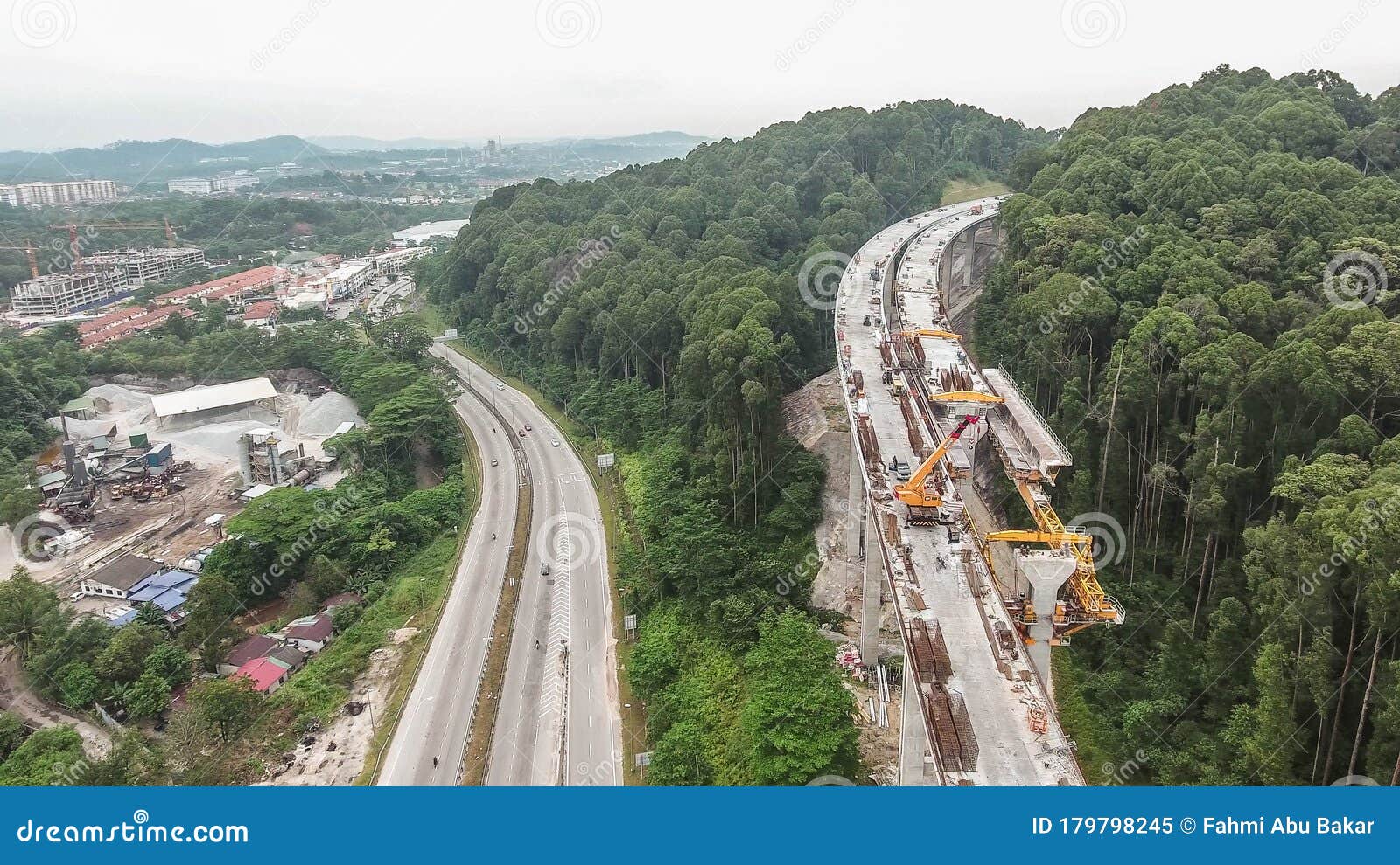 Construction Elevated Expressway Stock Photo | CartoonDealer.com #83576526