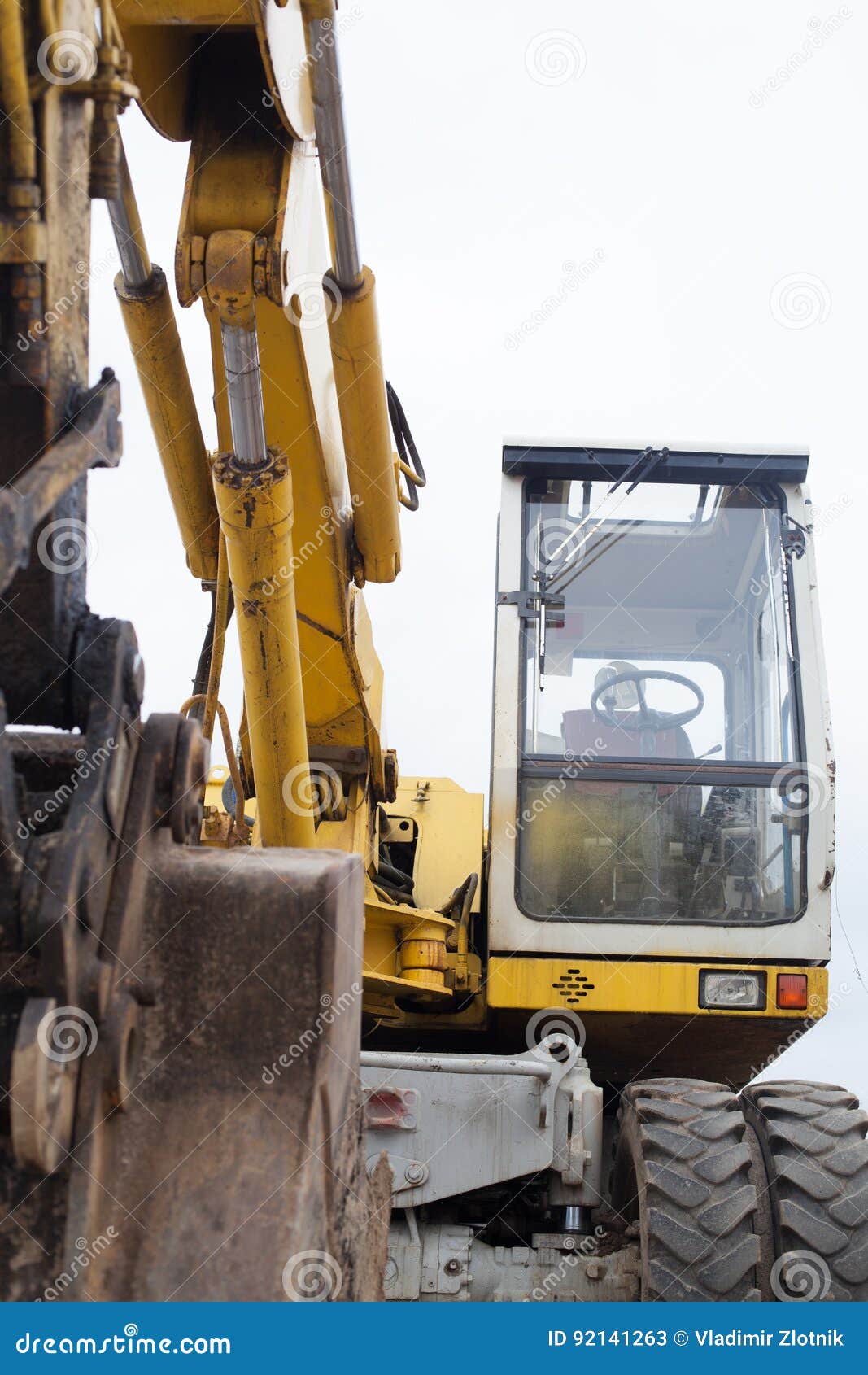 Construction Excavator Front View Stock Image - Image of heavy, digging ...