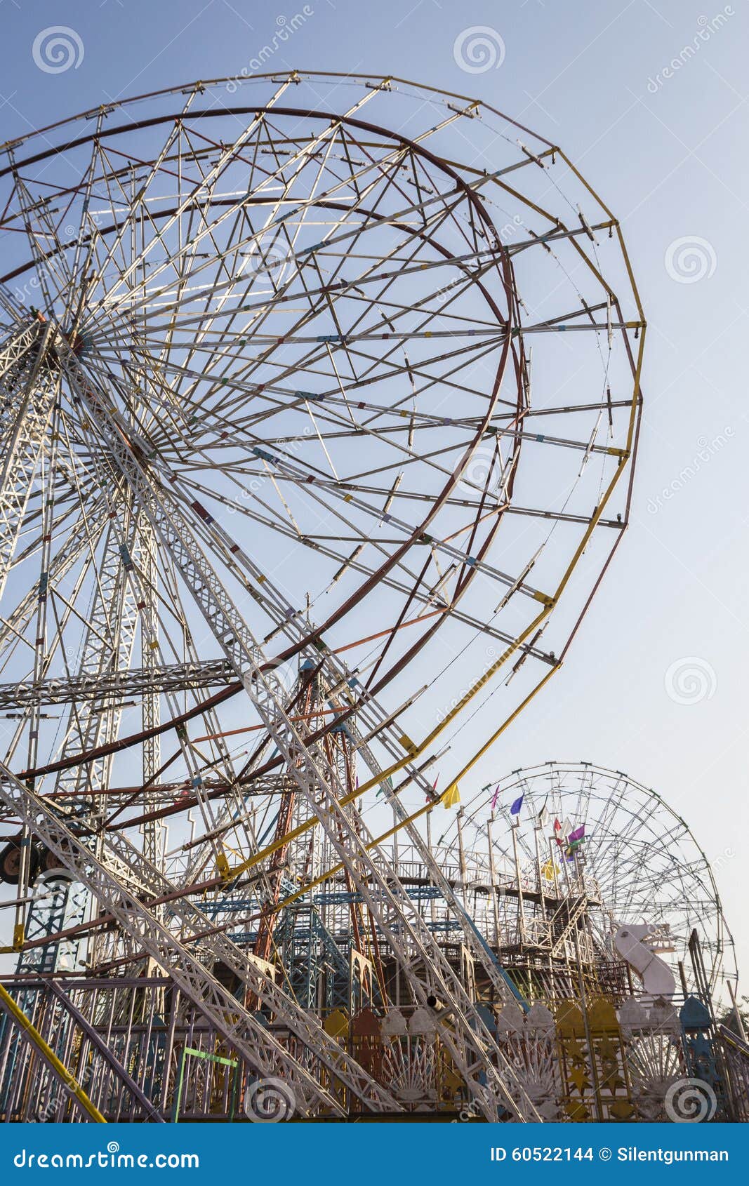 Construction ferris wheel stock photo. Image of fair - 60522144