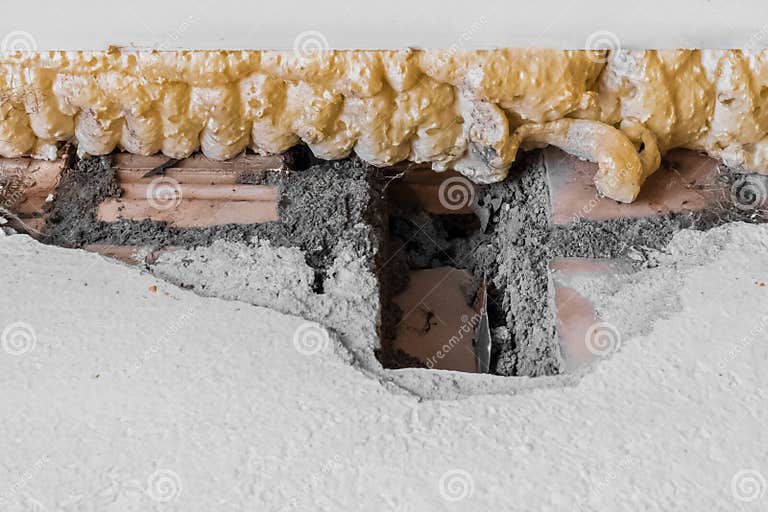 Construction Foam, Polyurethane Foam for Installation Works, Insulation ...