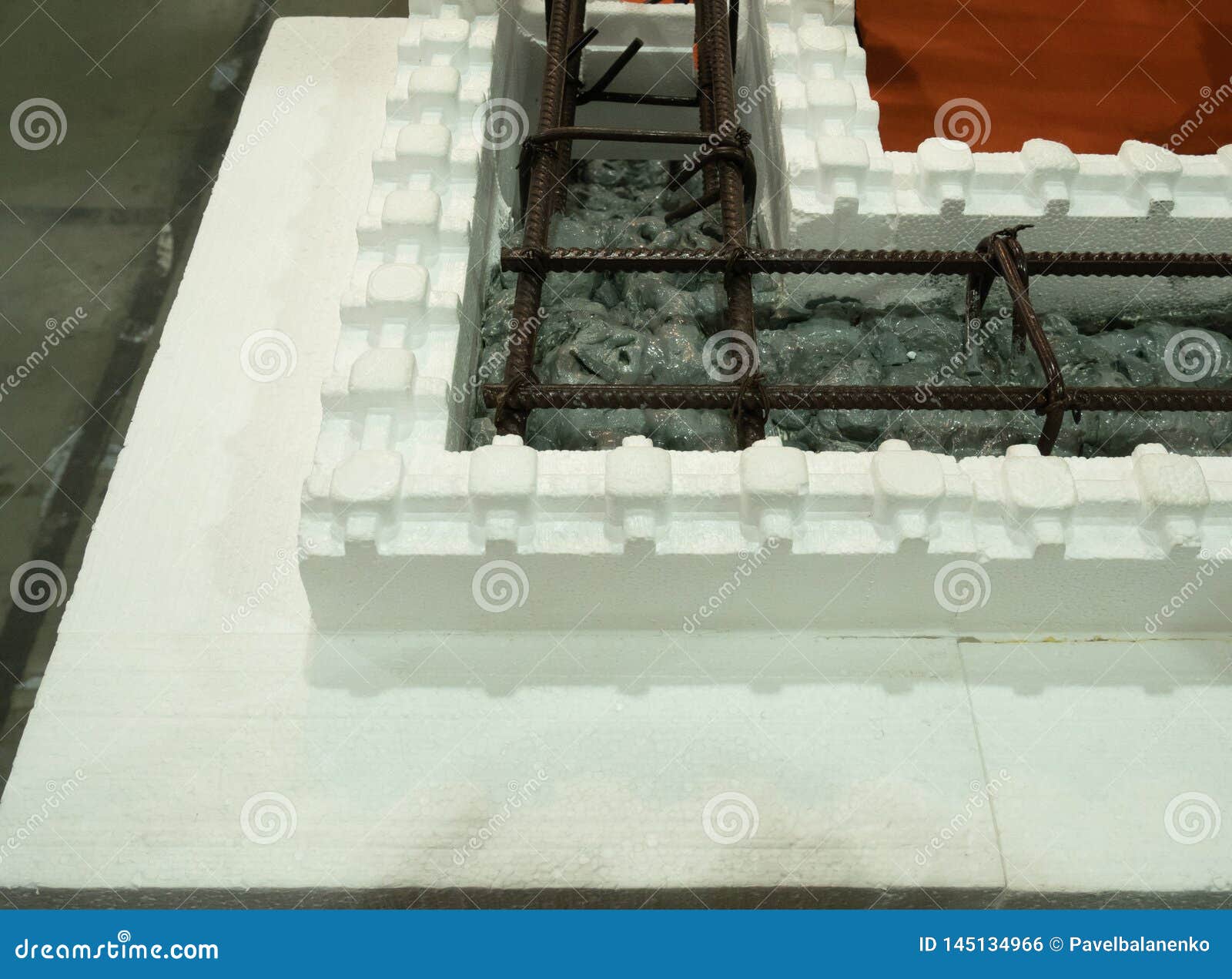 Construction Frame With Insulating Styrofoam And Reinforced Concrete ...