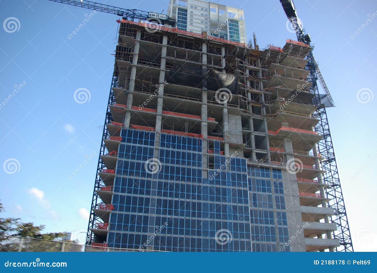 Exposed Steel Floor Decking With Metal Steel Piping To Protect ...