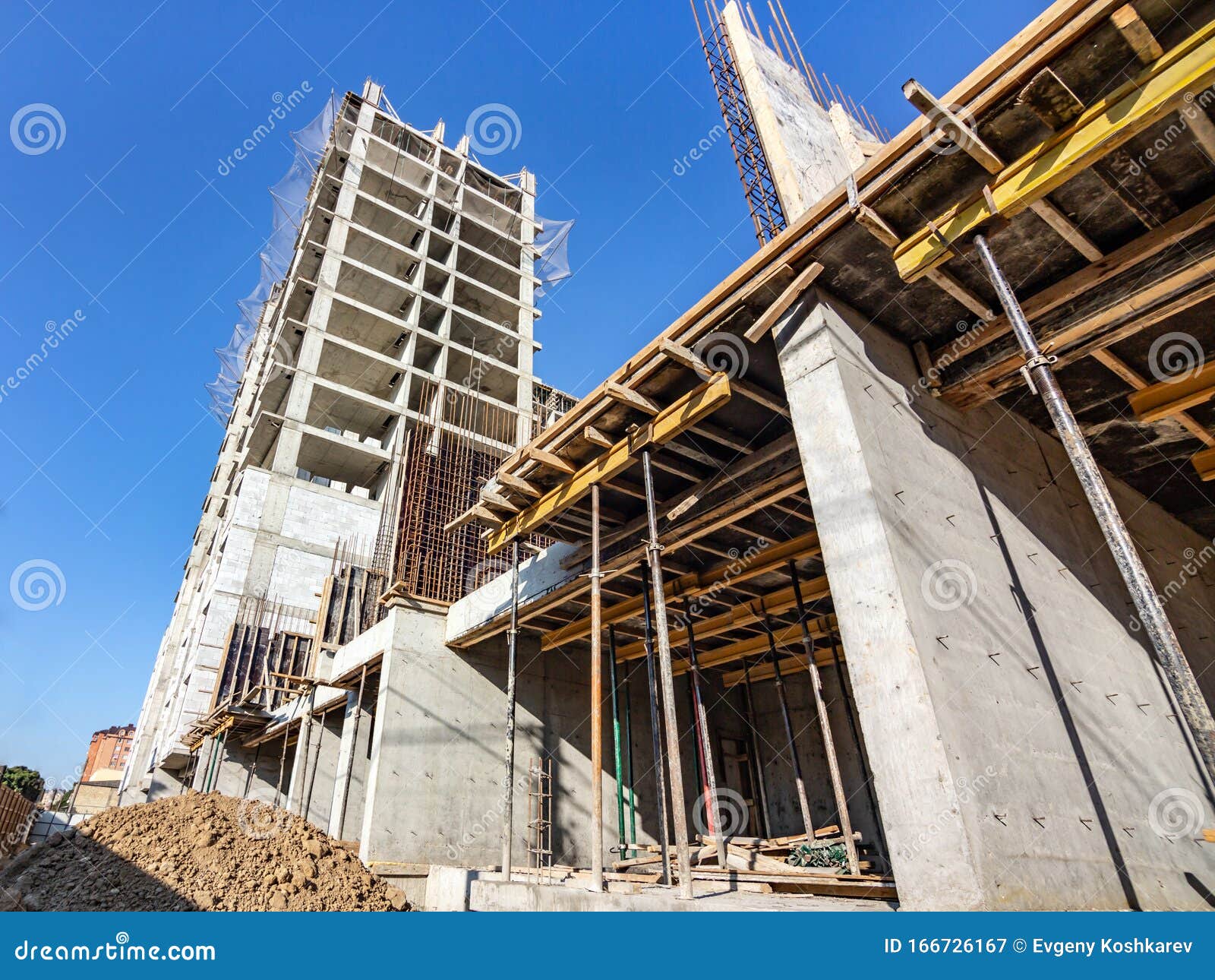 Construction of a High-rise Building, on the Upper Floors a Protective ...