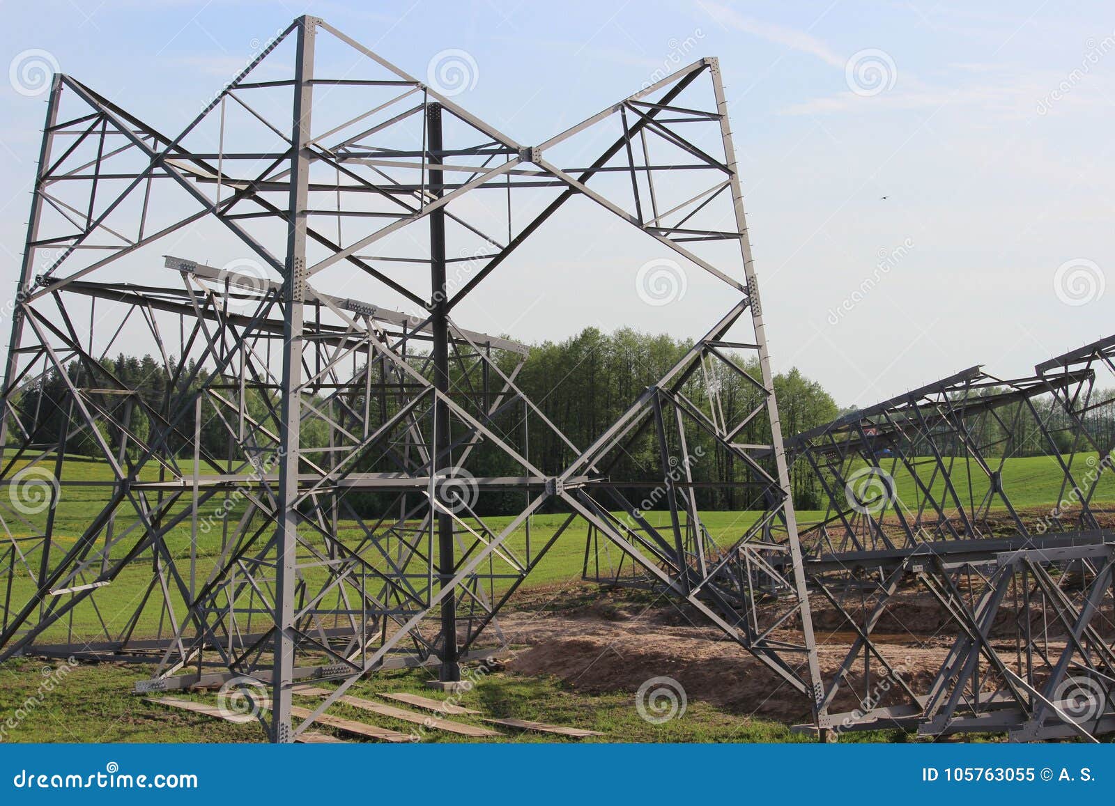 Construction of High Voltage Power Line Tower Stock Image - Image of ...