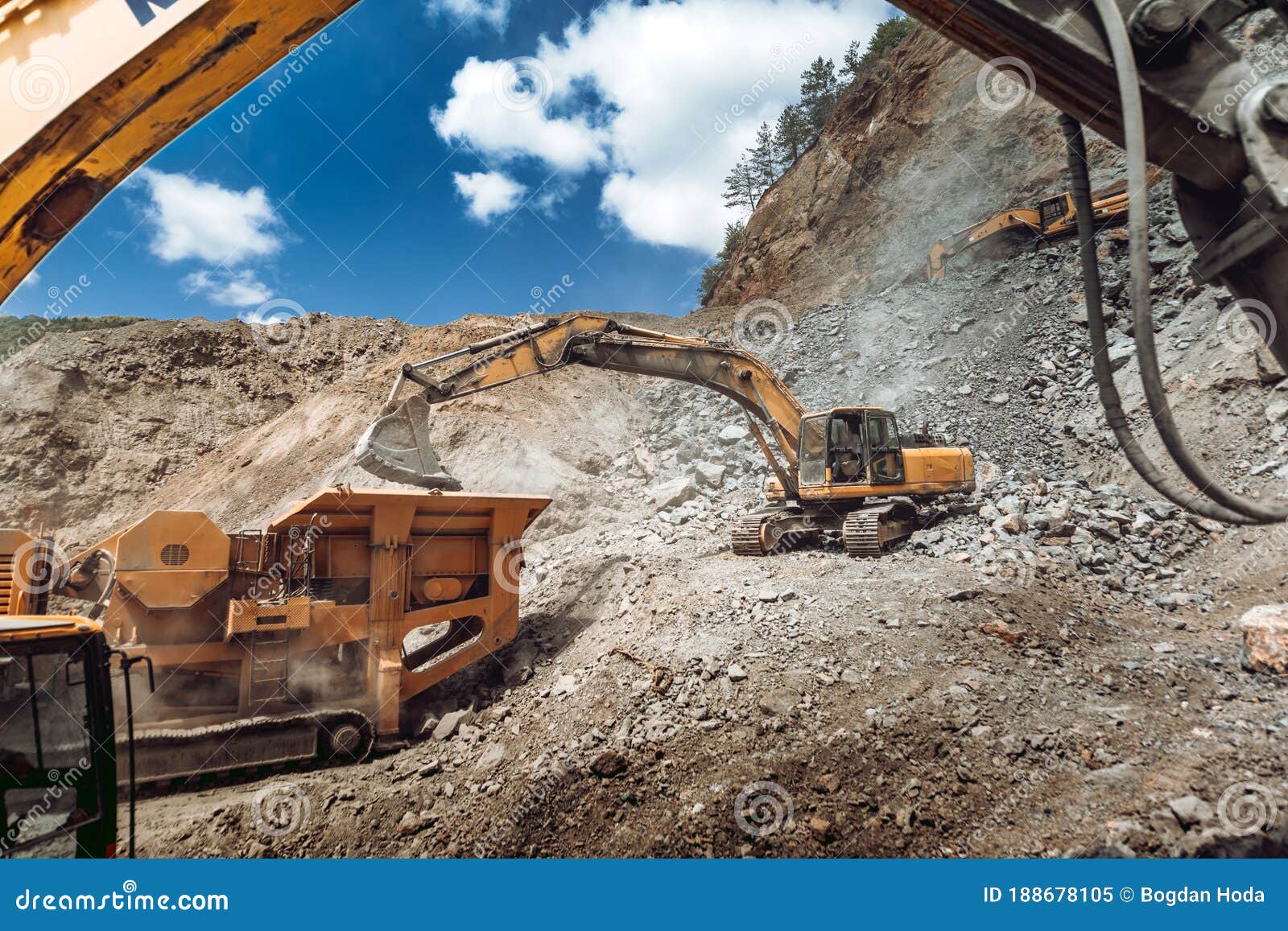Rock Sorting Machines Stock Photography | CartoonDealer.com #25058138