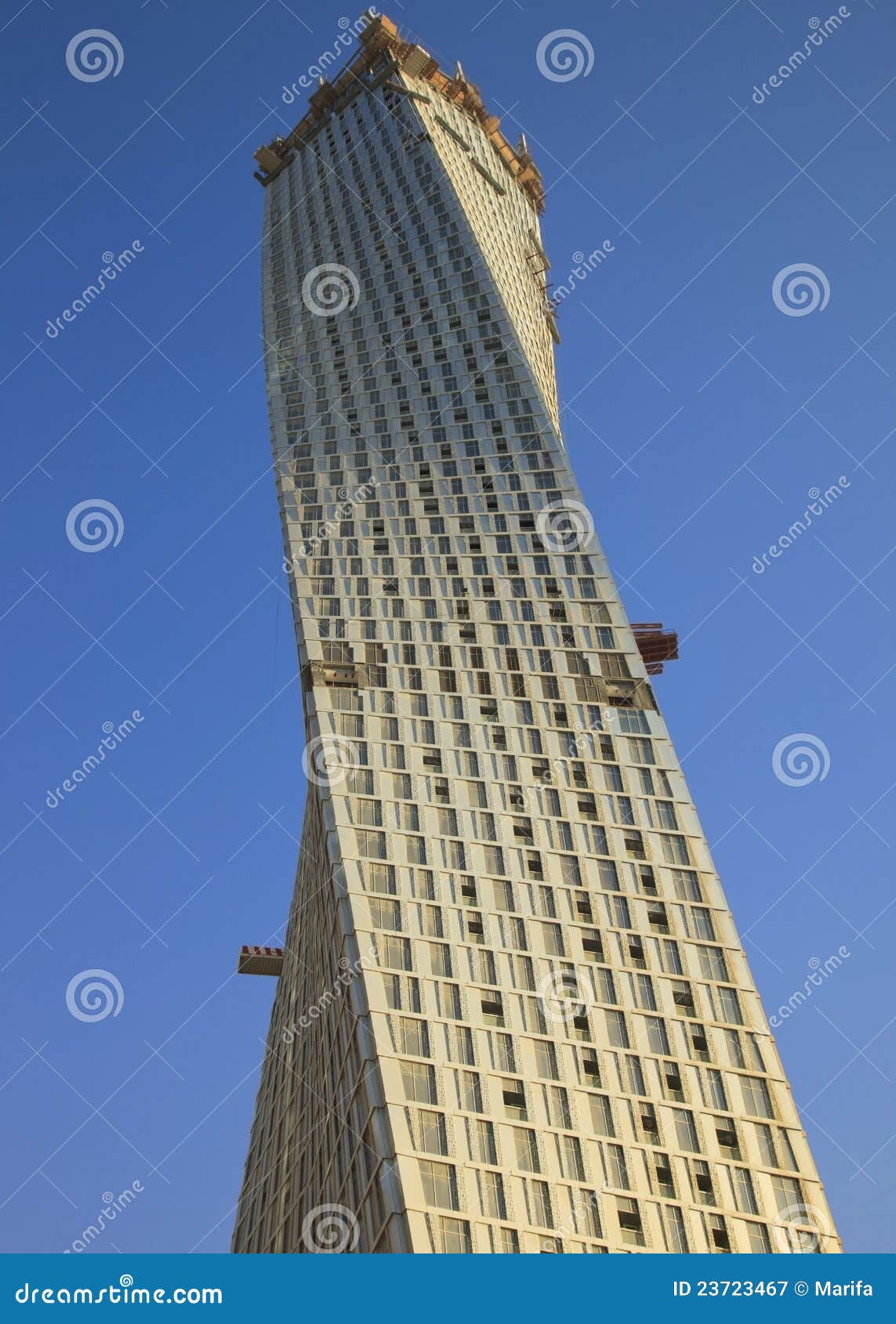 The Construction of Infinity Tower Dubai Editorial Photography - Image ...