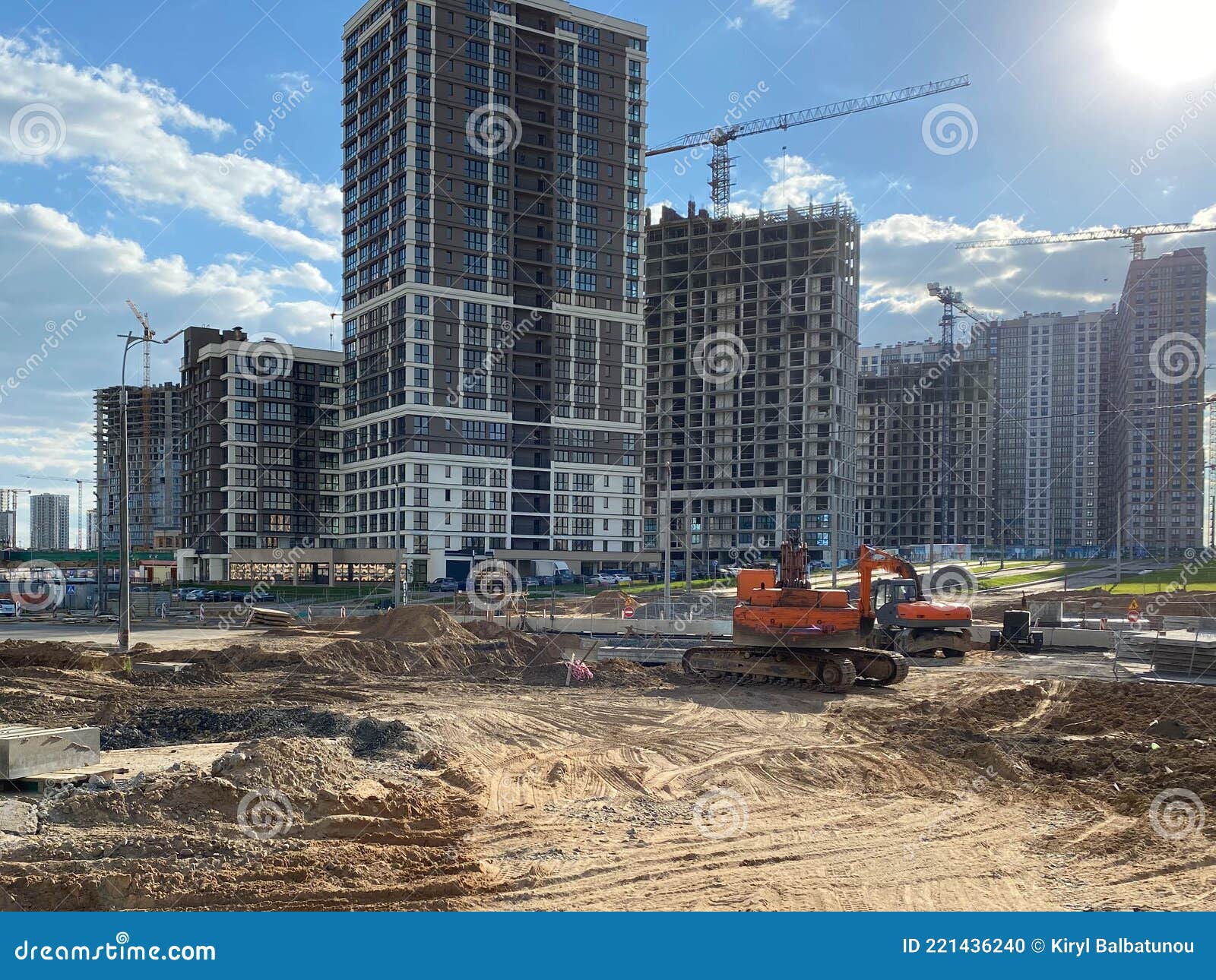 Construction of Large Modern Monolithic Frame Houses, Buildings Using ...