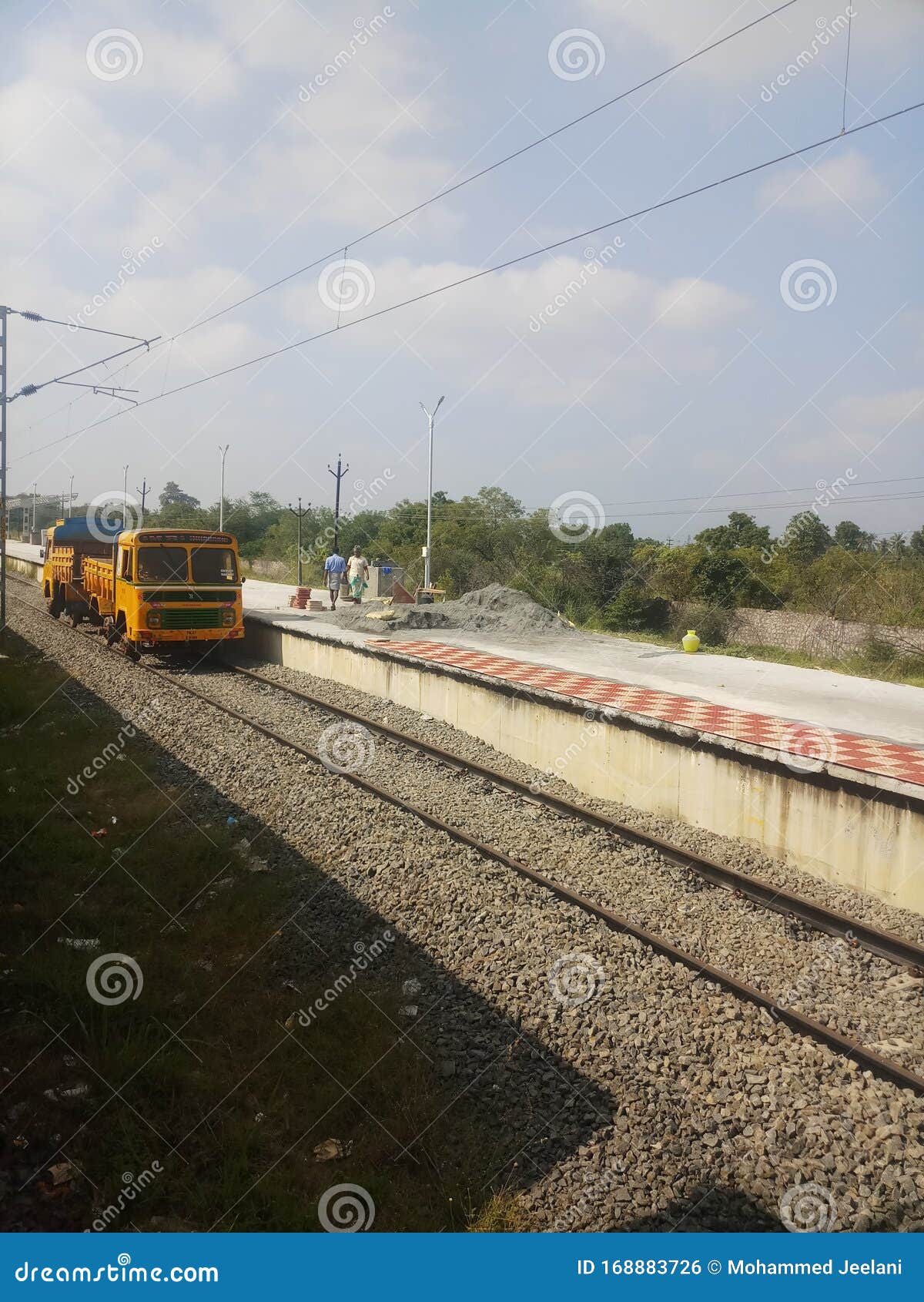 Construction, Lorry, Pulling, Railroad, Platform Editorial Photo ...