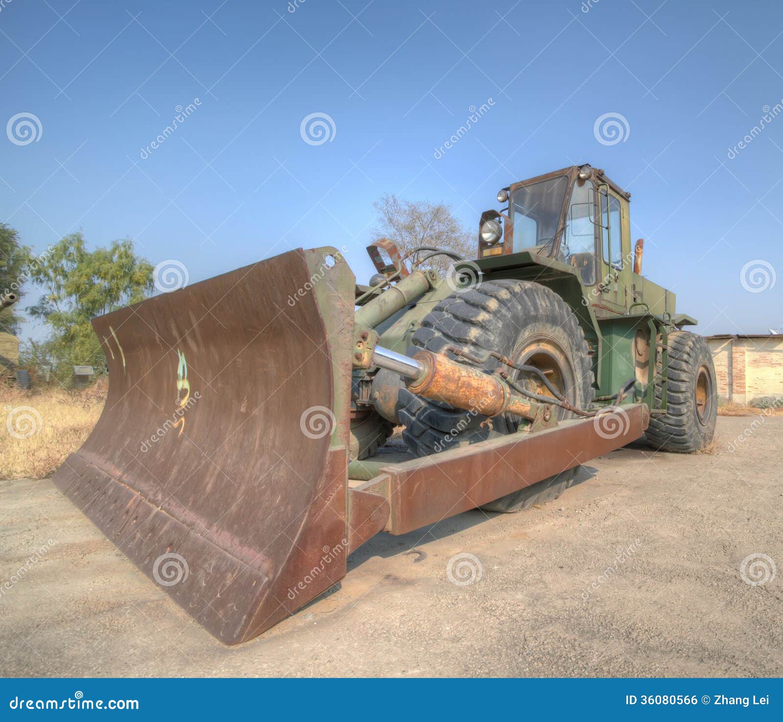 Construction machinery stock photo. Image of green, bulldozer - 36080566