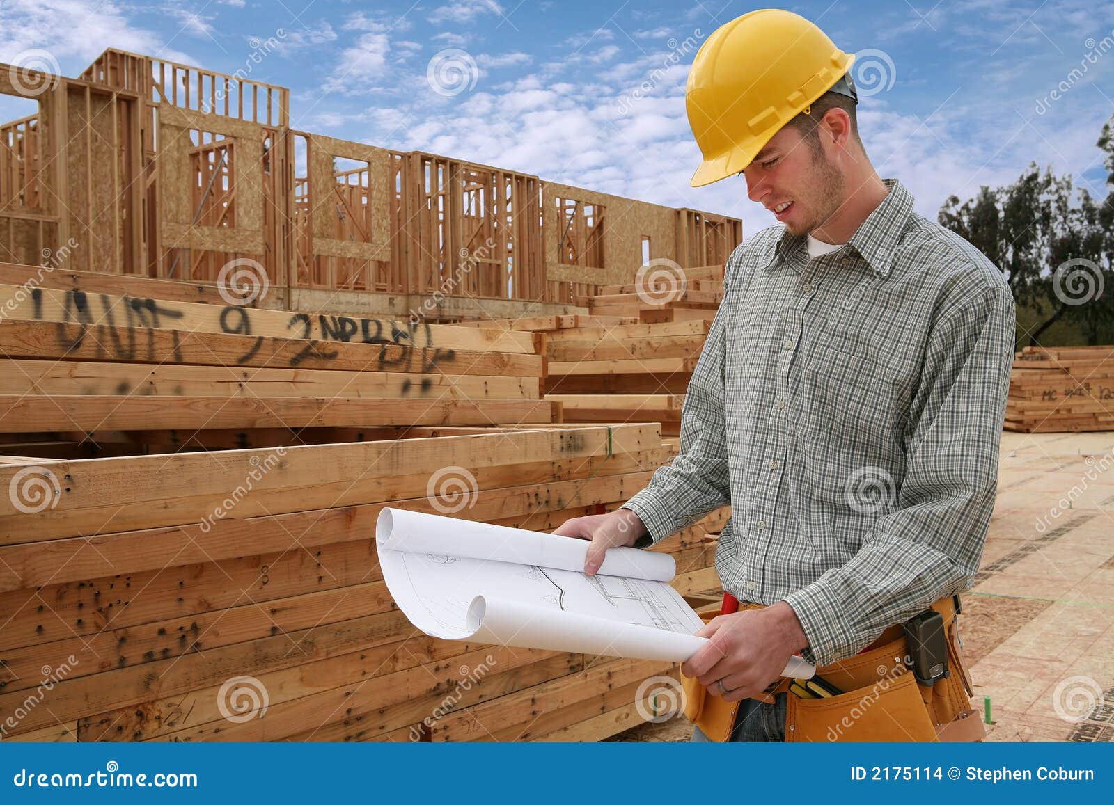 Construction Man stock photo. Image of carpenter, handy - 2175114