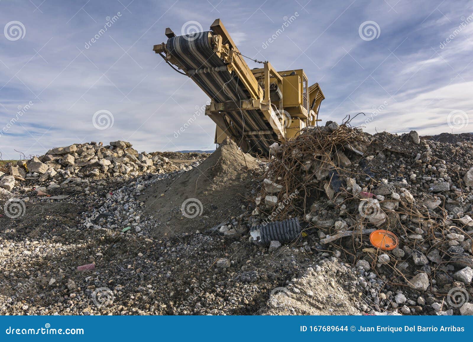 Construction Material Recycling Plant with Machinery for Your Selection ...