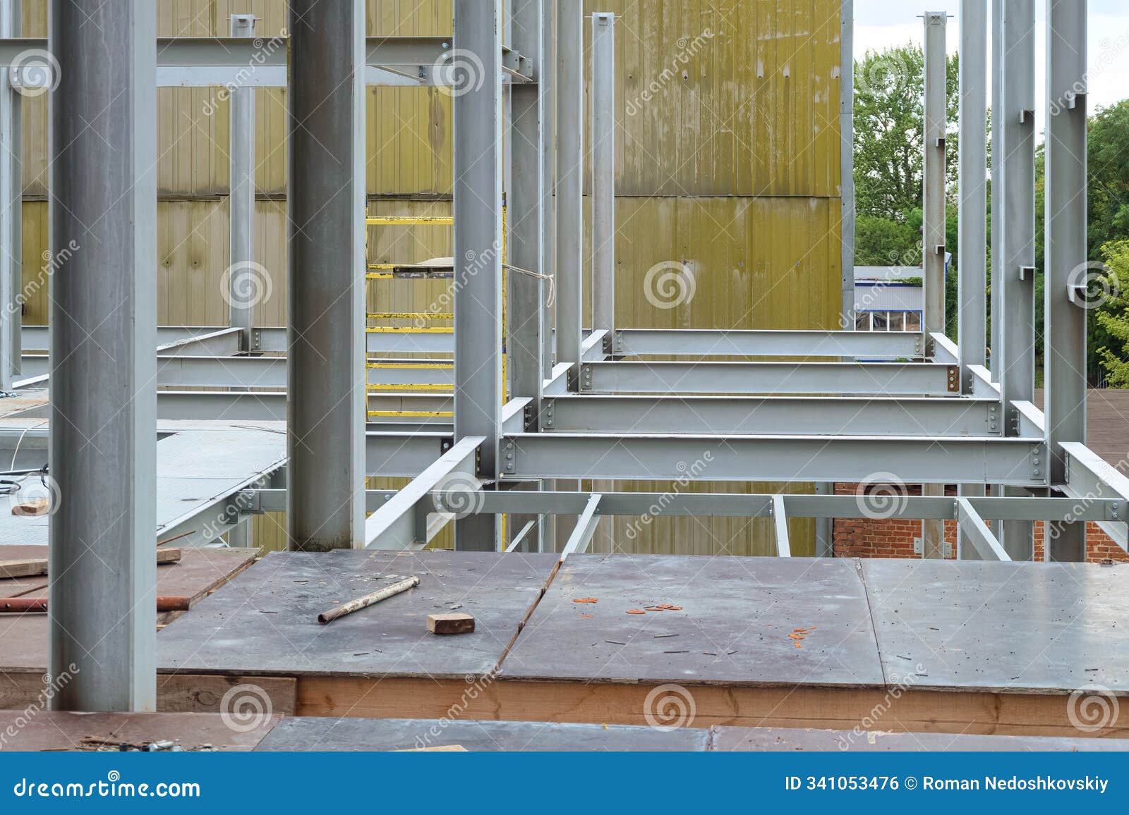 Construction of a Metal Frame Multi-story Industrial Building Stock ...
