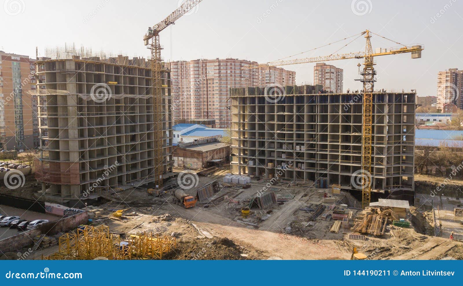 Construction of Modern High-rise Buildings. Phased Construction of ...