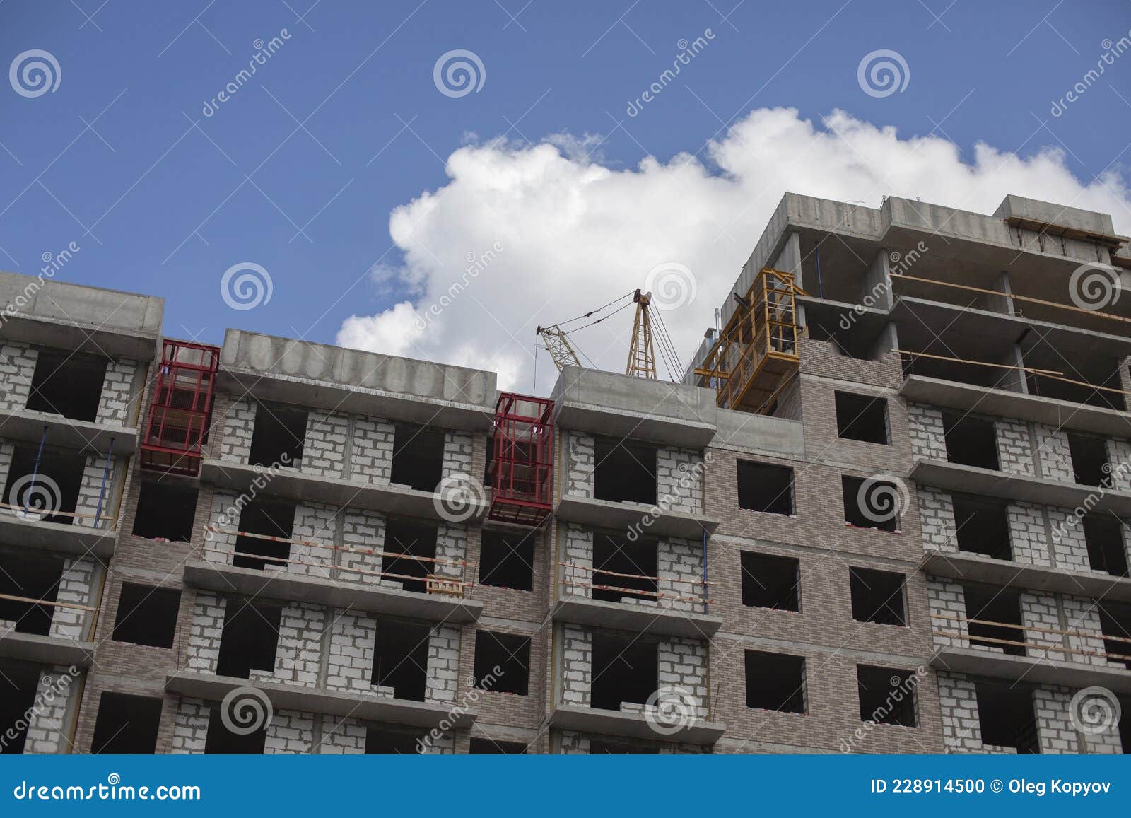 Construction of a Multi-storey Building Stock Photo - Image of builder ...