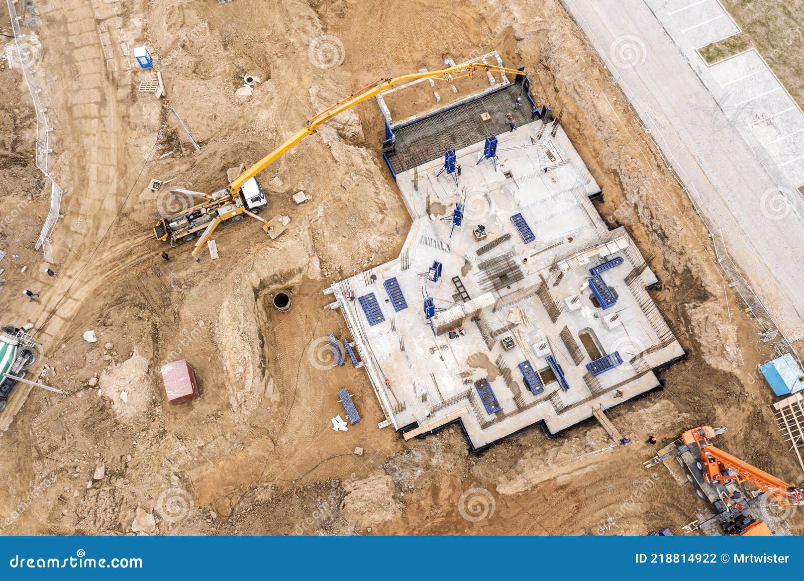 Construction Of Multistory Apartment Building. Zero Cycle Construction ...