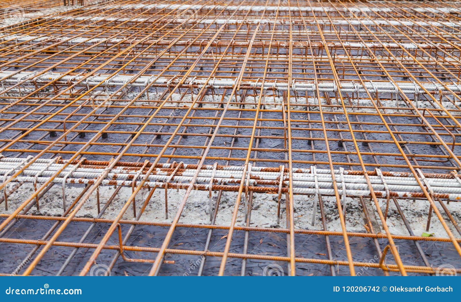 Construction of a New Building, Binding of Reinforcement Stock Photo ...