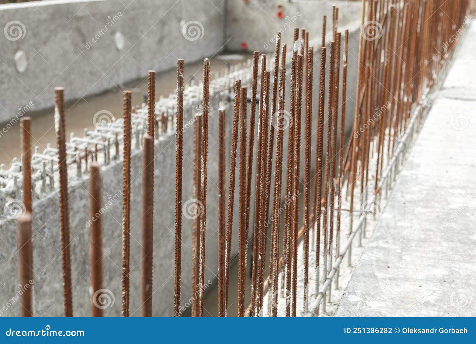 Construction of a New Building, Binding of Reinforcement Stock Photo ...