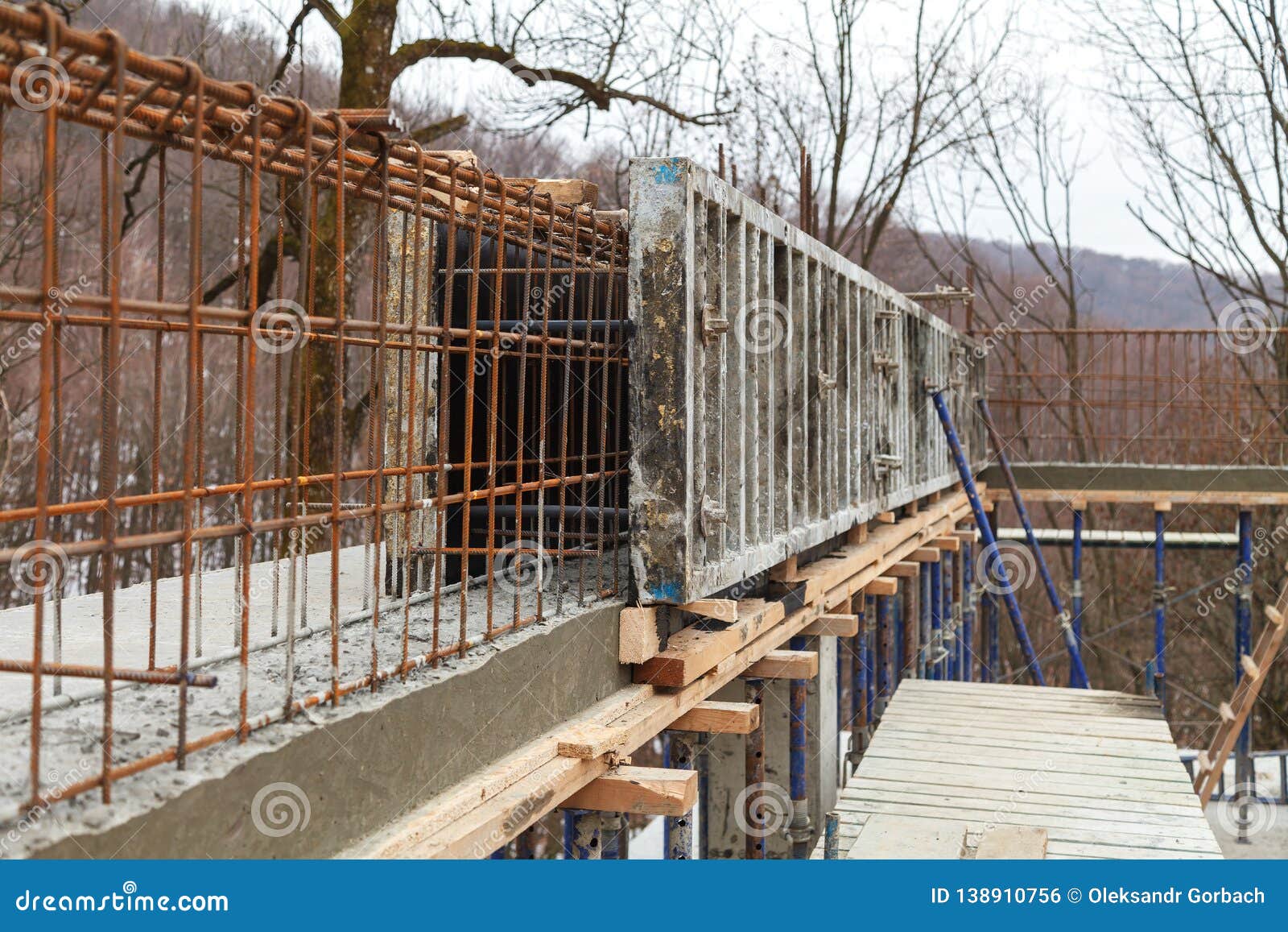 Construction of a New Building, Binding of Reinforcement Stock Photo ...