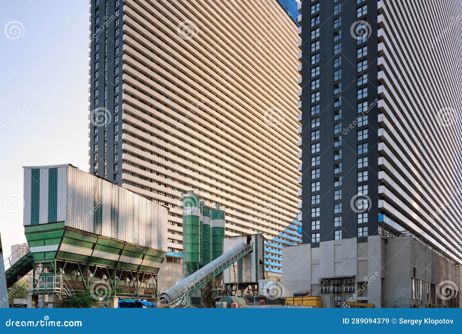 Construction of a New Modern Residential Complex Stock Image - Image of ...