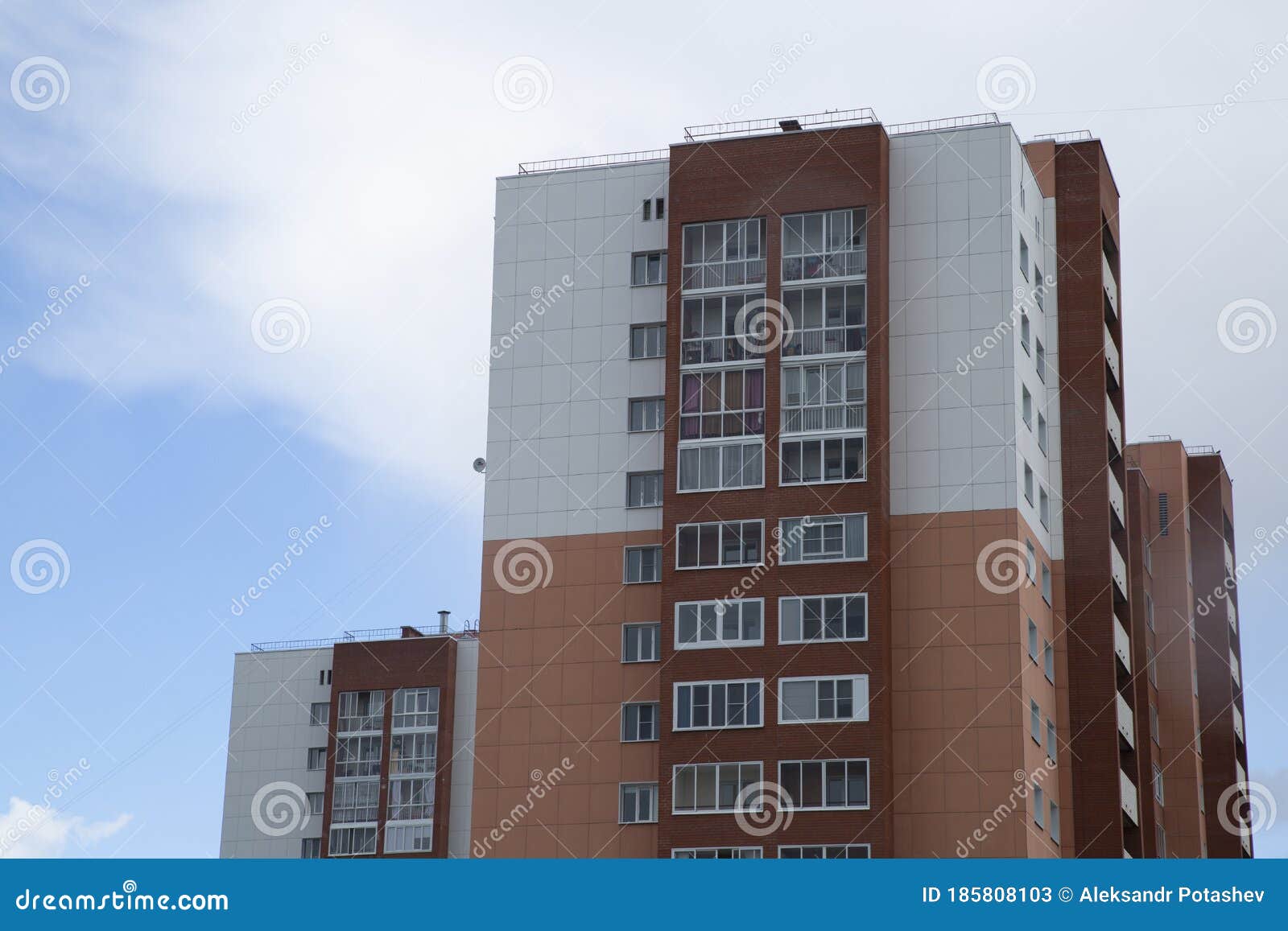 Construction of New Multi-storey High-rise Buildings in the City Stock ...