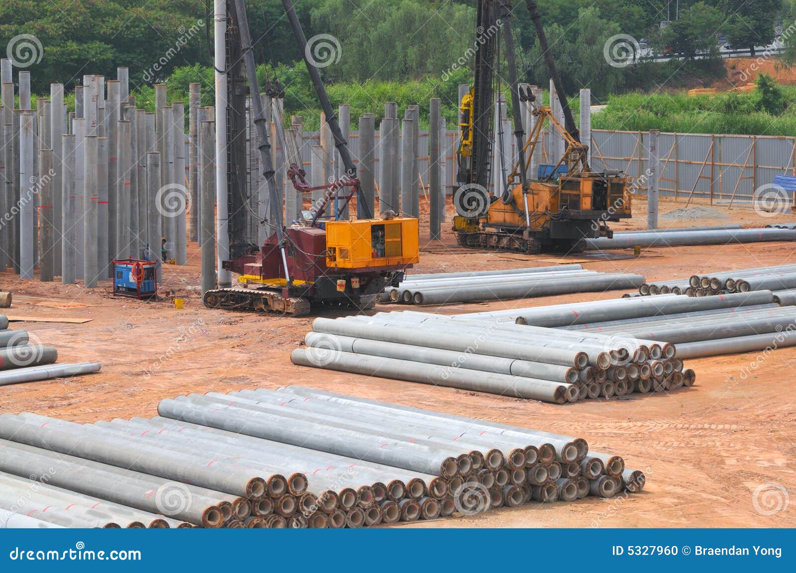 Construction Piling Series 4 Stock Photo - Image of machine, concrete ...