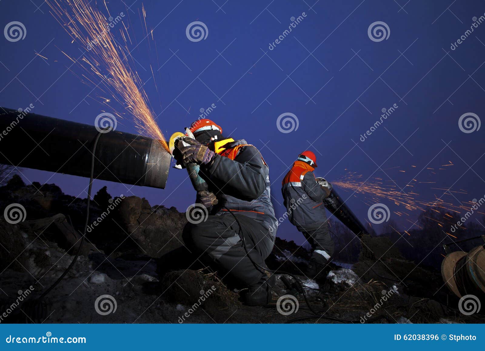 The Construction of the Pipeline Stock Photo - Image of welder, power ...