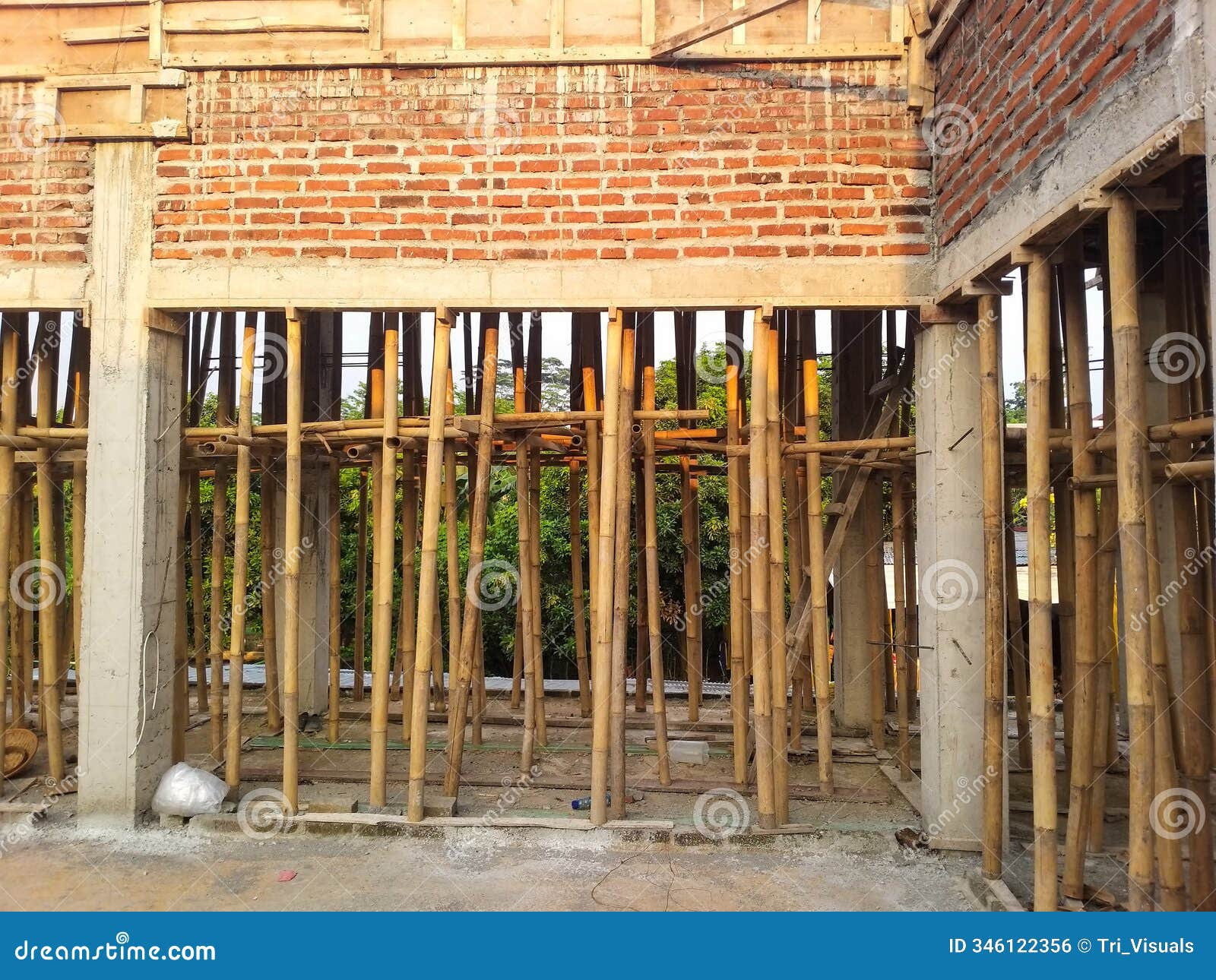 Construction Process with Bamboo Scaffolding As a Cost-effective and ...