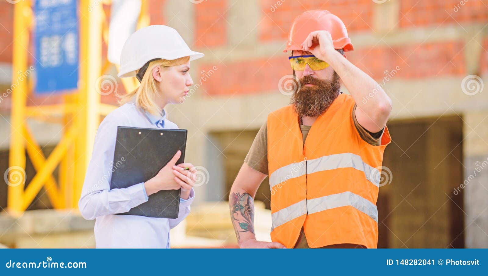 Construction Project Inspecting. Construction Inspection, Corrections ...