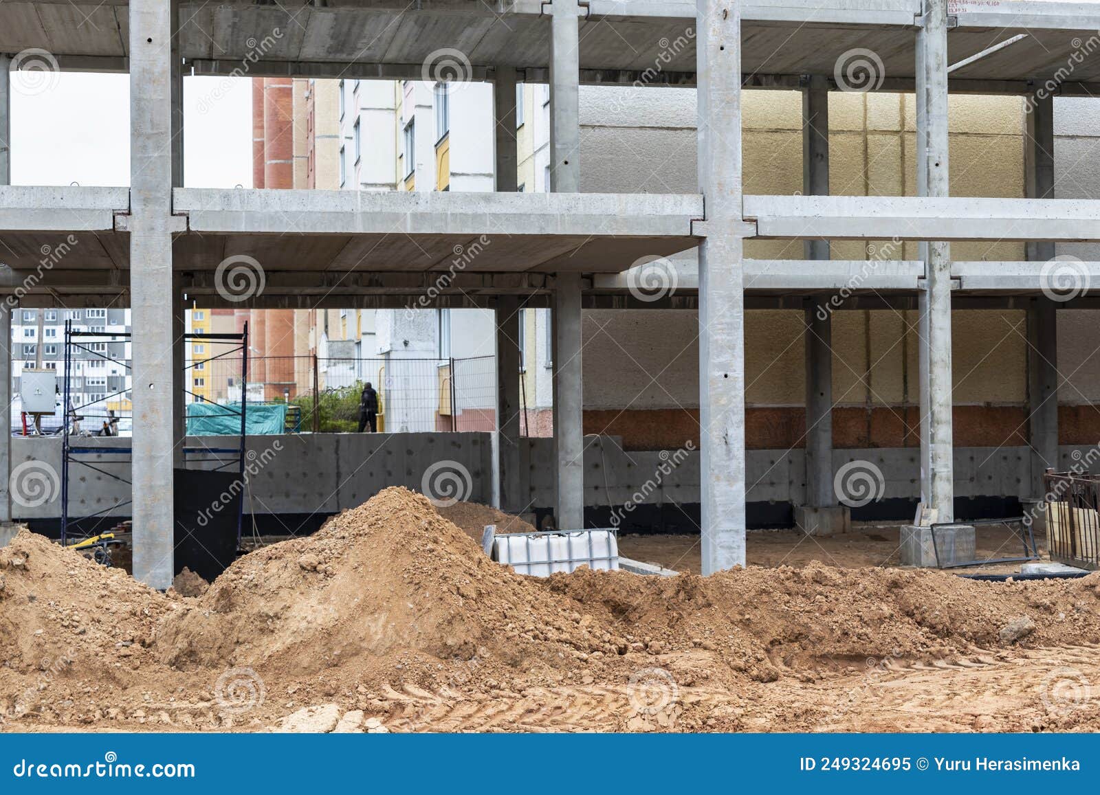 Construction of a Reinforced Concrete Building. Elements of a Concrete ...