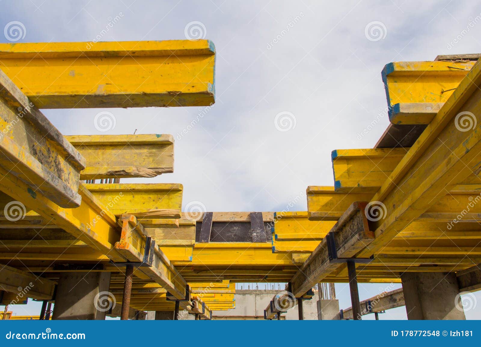 Construction of Reinforced Concrete. Concrete Formwork and Floor Beams ...