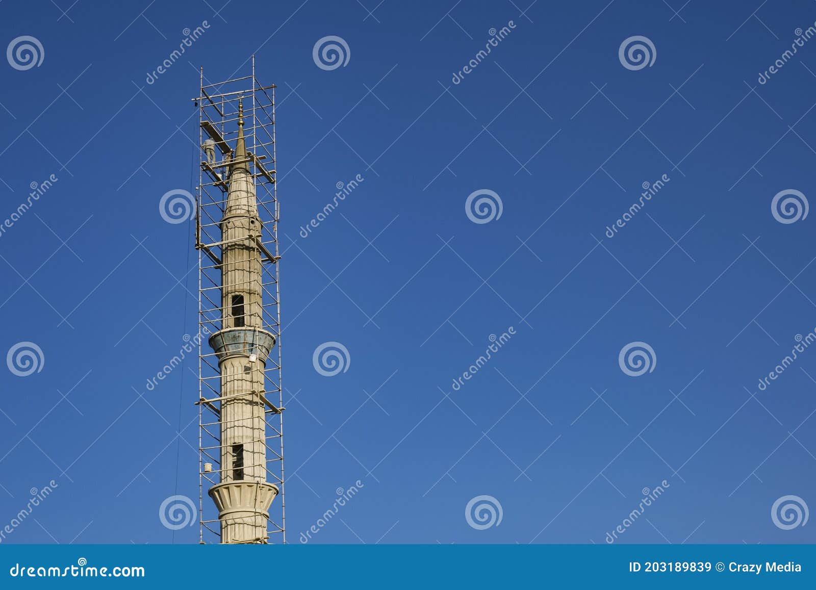 Construction of a Remarkable Minaret with Its Architectural Design ...