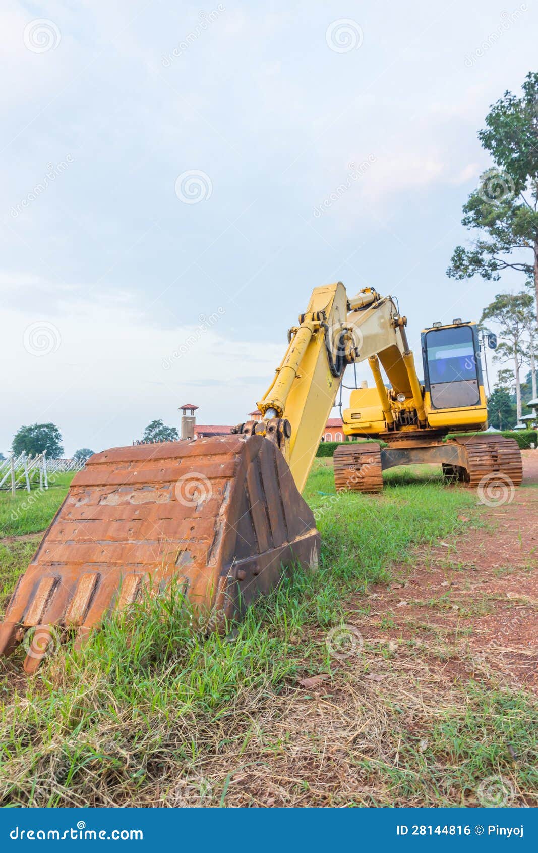 Construction scoop stock photo. Image of site, caterpillar - 28144816