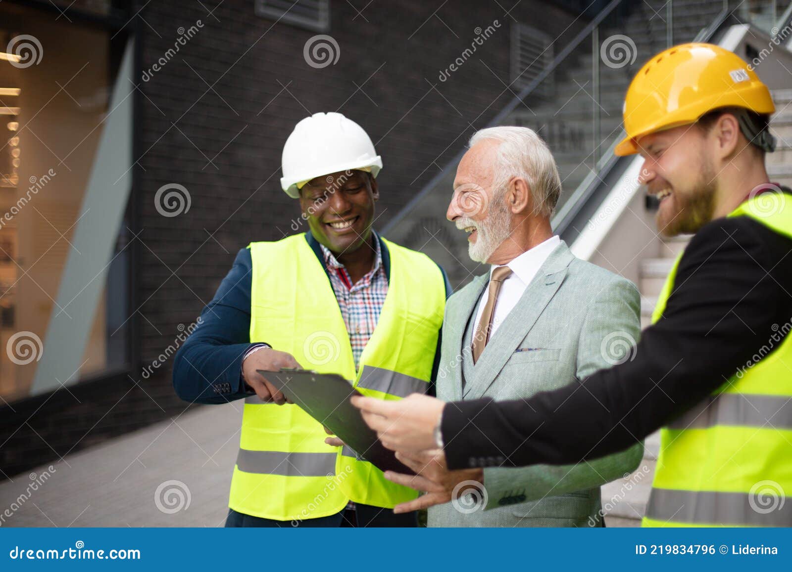 The Construction Site Boss Has a Conversation with the Architects Stock ...