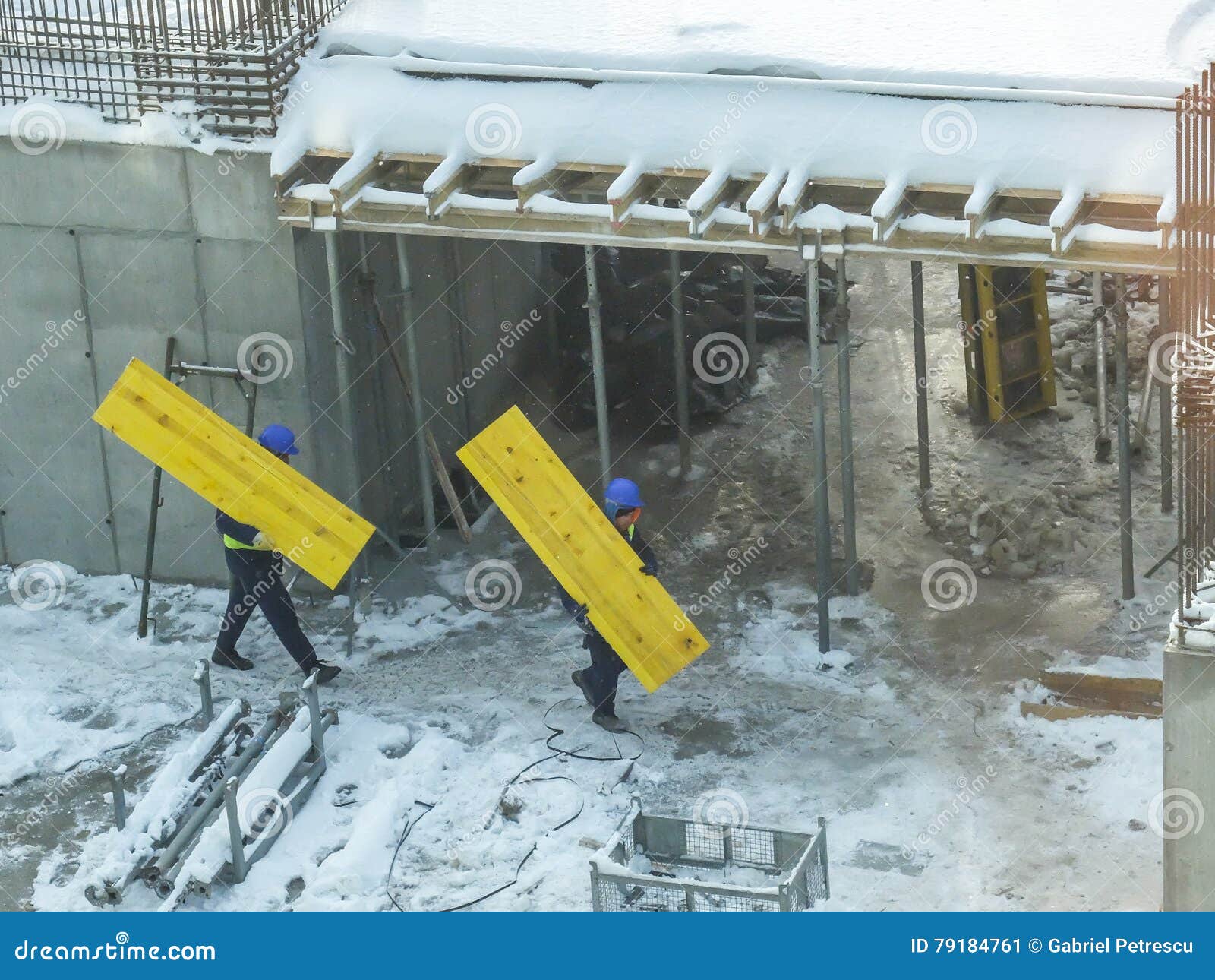 Construction site editorial photo. Image of machines - 79184761