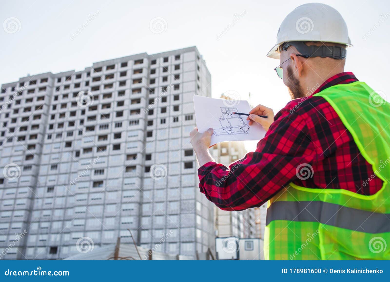 Construction Site Check Drawing and Business Workflow of New Building ...