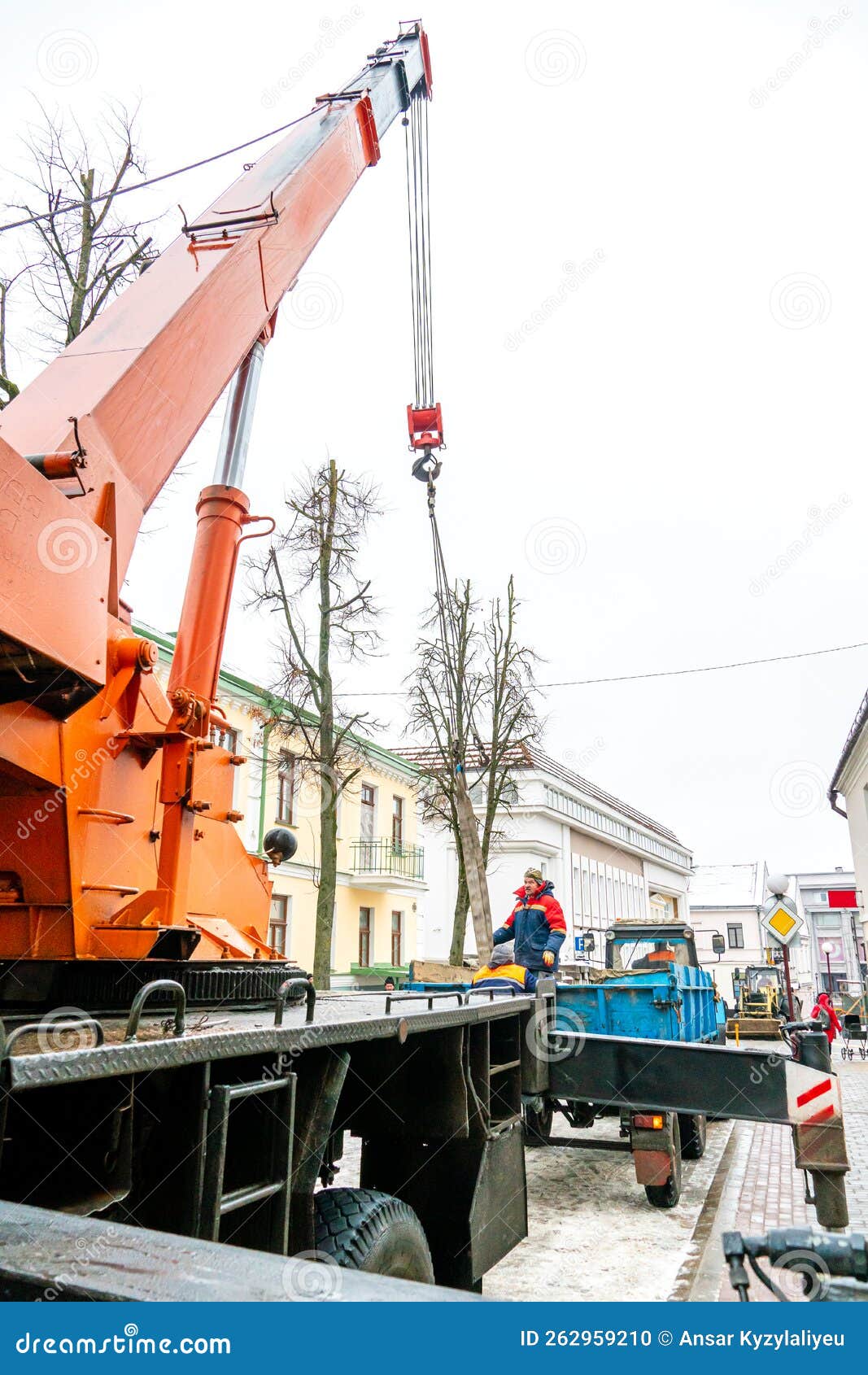Construction Site in the City in Winter. Workers Work at the Facility ...