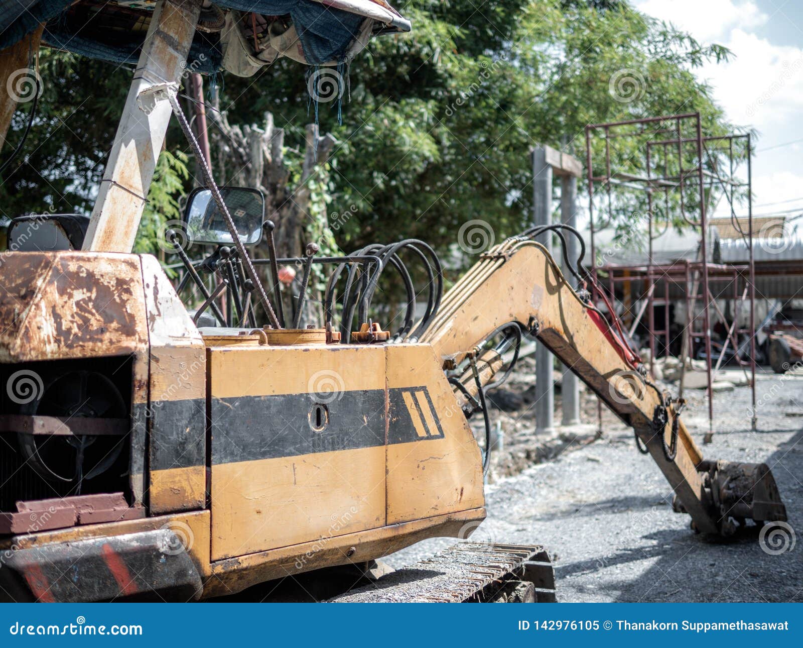Digger Loading Trucks With Soil Stock Photo | CartoonDealer.com #39159336