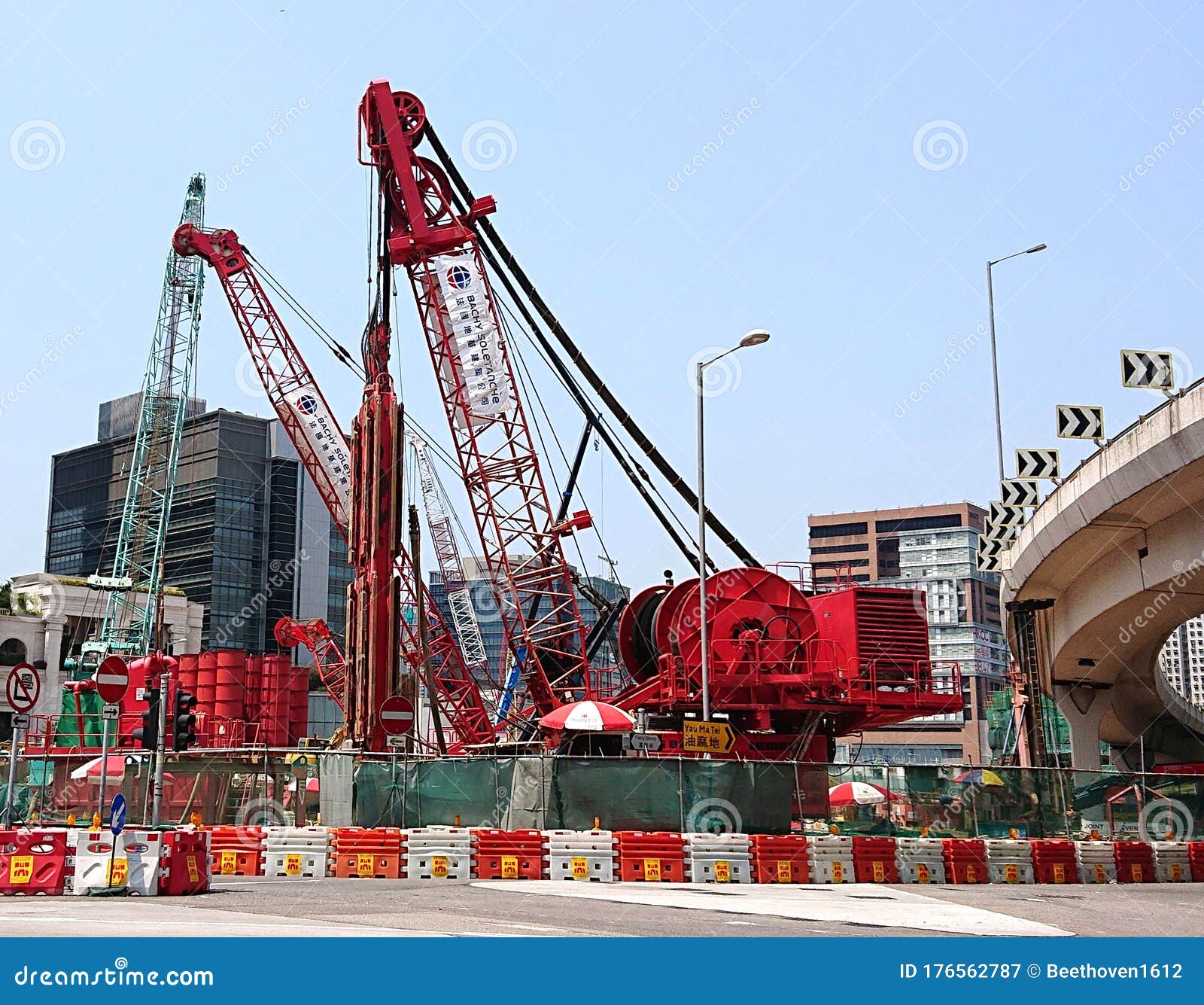 Construction Site in Hong Kong Editorial Photography - Image of kong ...