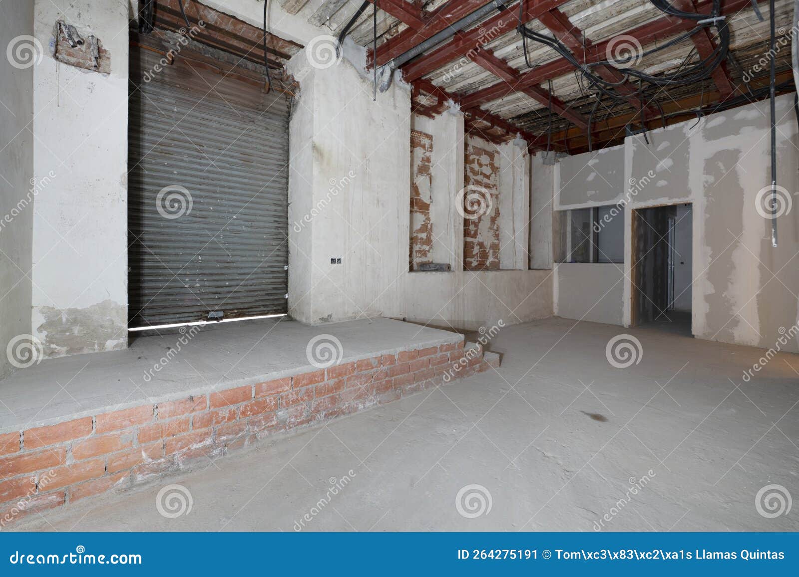 Interlocking Metal Teeth Stock Photo | CartoonDealer.com #145408392