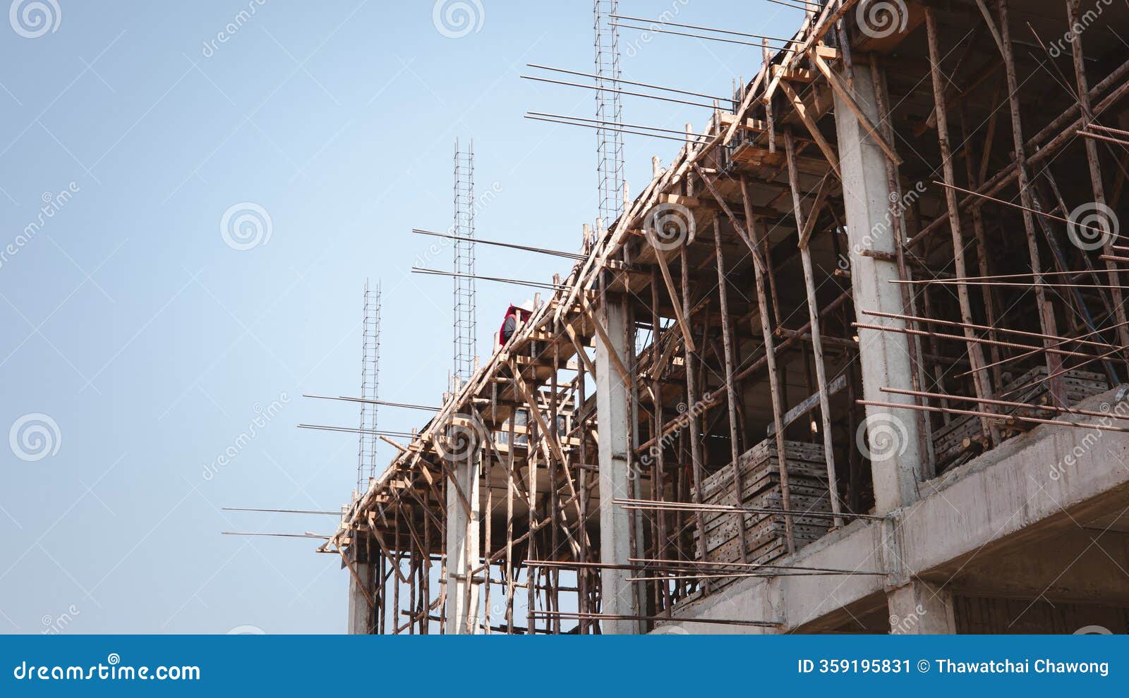 Construction Site, Metal Scaffolding and Formwork, Beam Formwork ...