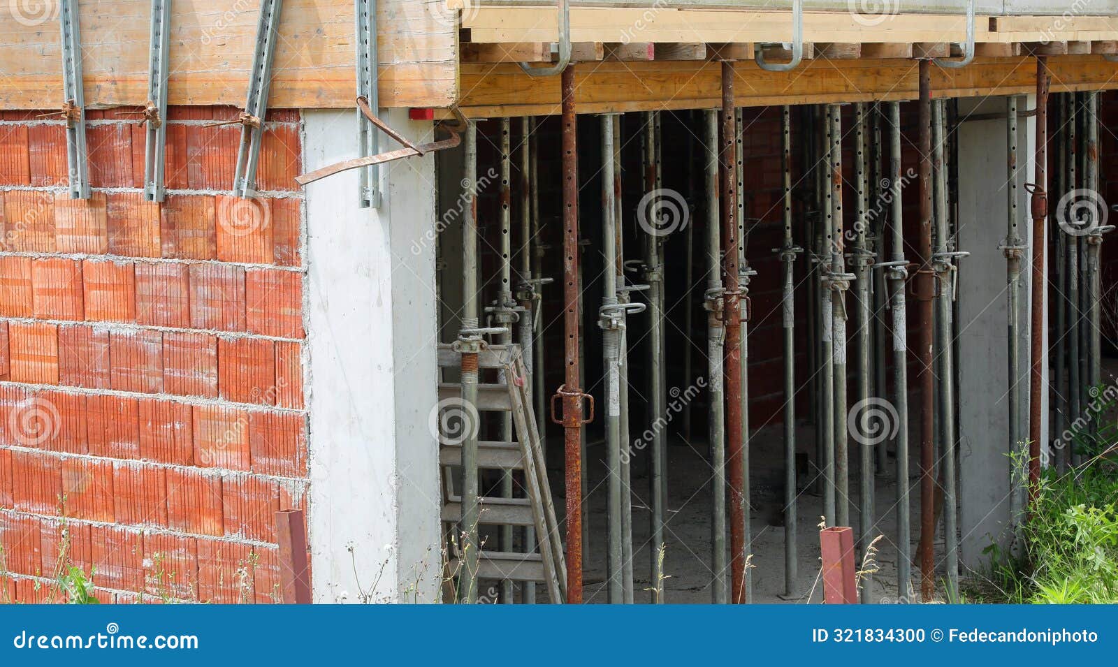 Building Props Royalty-Free Stock Photo | CartoonDealer.com #2647533