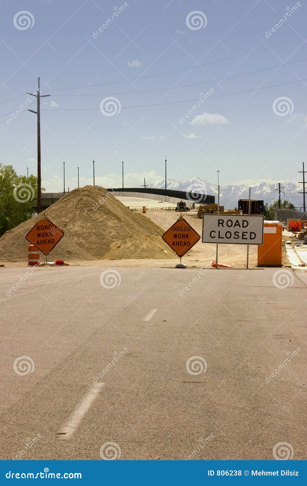 Construction Site and Road Closed SIgn Stock Photo - Image of caution ...